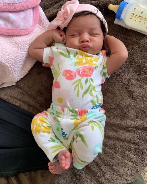 Prénoms bébé en V